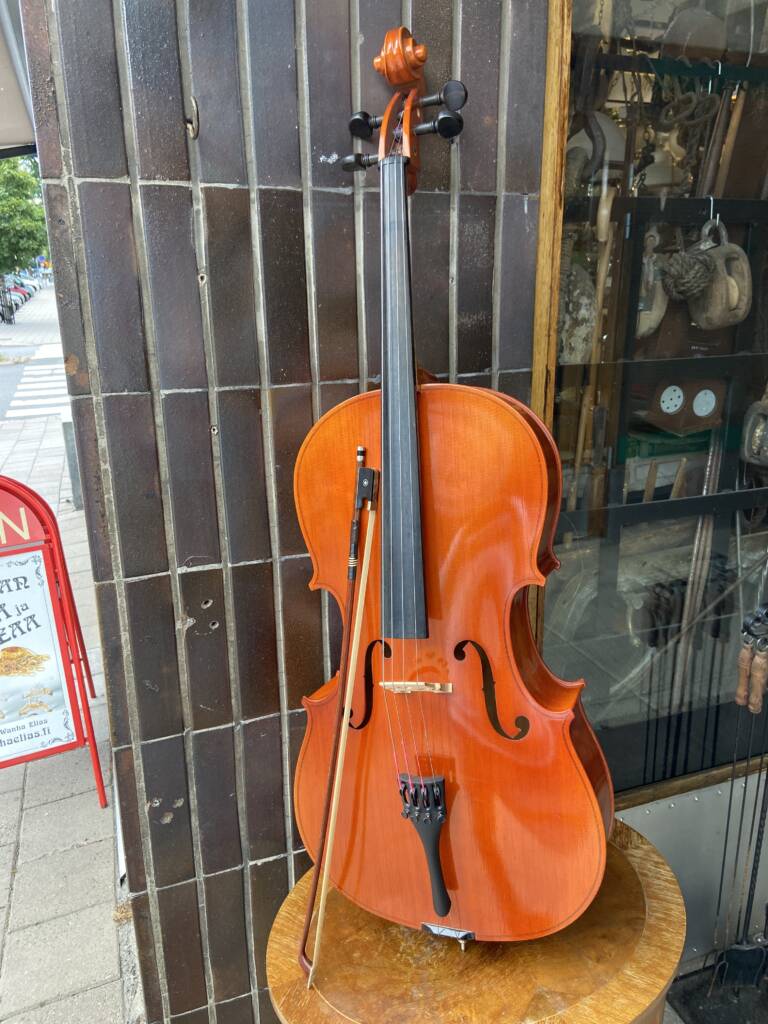 LASTEN SELLO | Antiikkiliike Wanha Elias