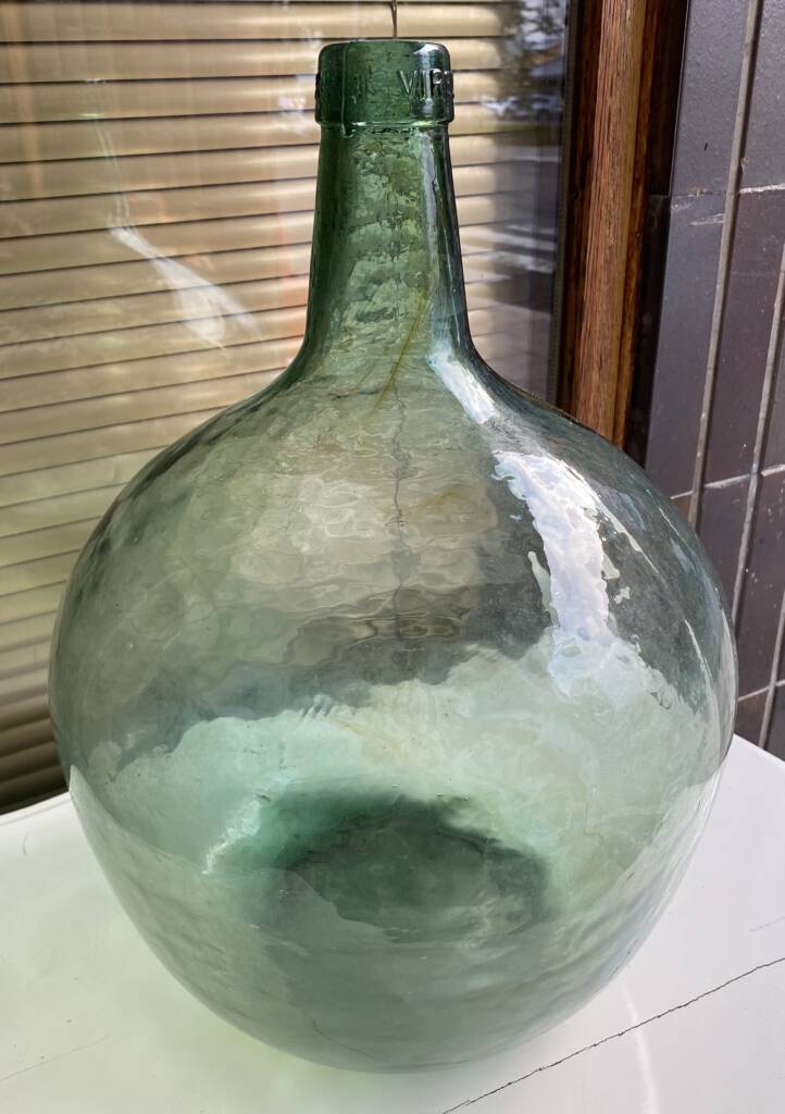 ISO VIHREÄ PULLO | Antiikkiliike Wanha Elias