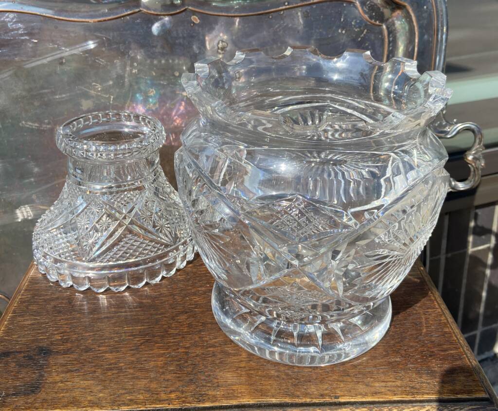 ISO KRISTALLIMALJA JA TELINE | Antiikkiliike Wanha Elias